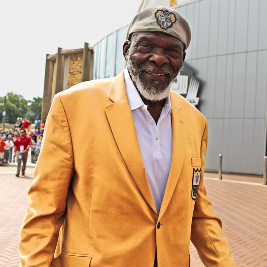 Pro Football Hall of Famer Residency Program | Pro Football Hall of Fame