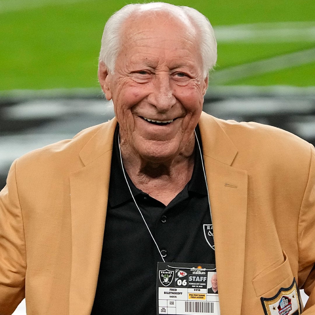 Pro Football Hall of Famer Residency Program | Pro Football Hall of Fame