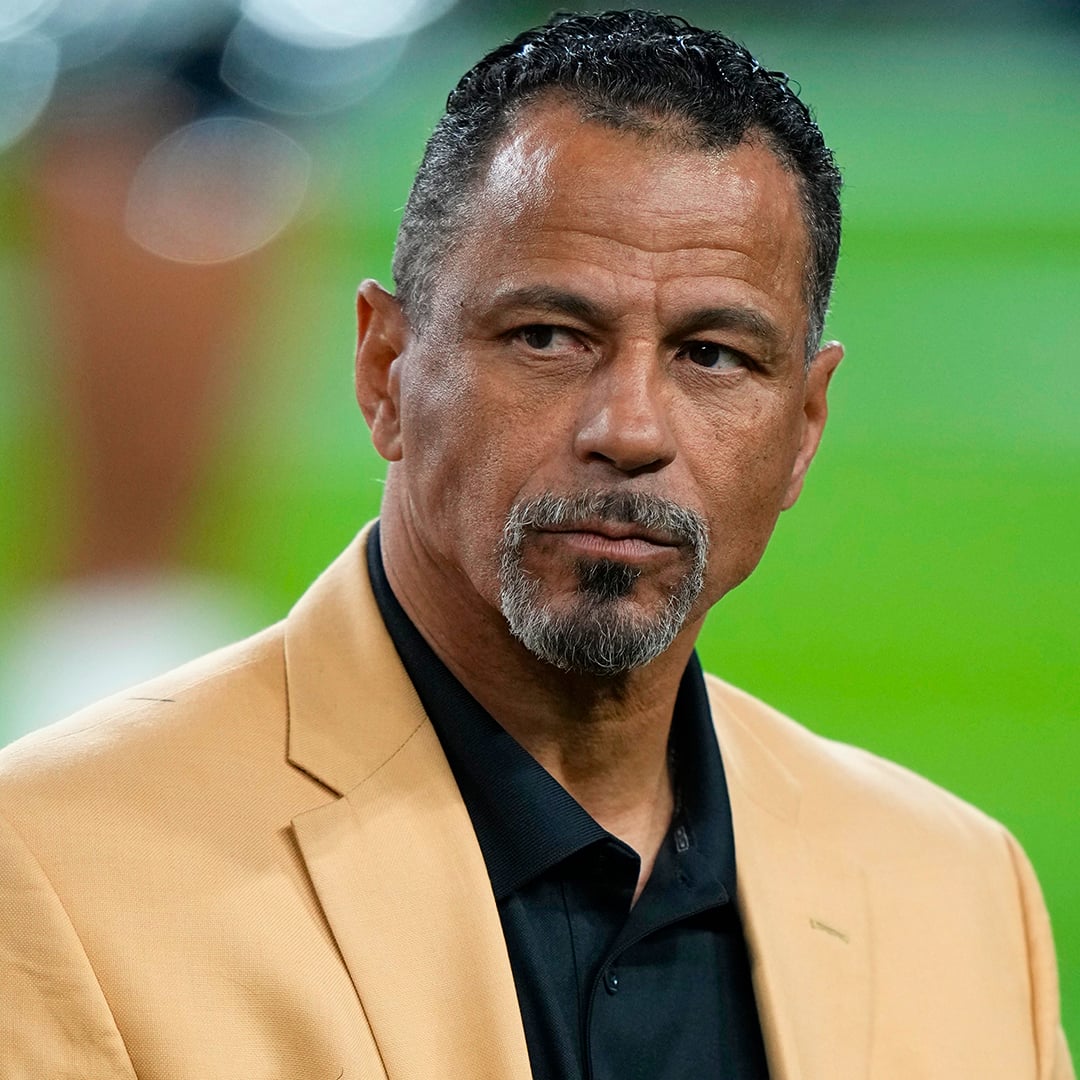 Pro Football Hall of Famer Residency Program | Pro Football Hall of Fame